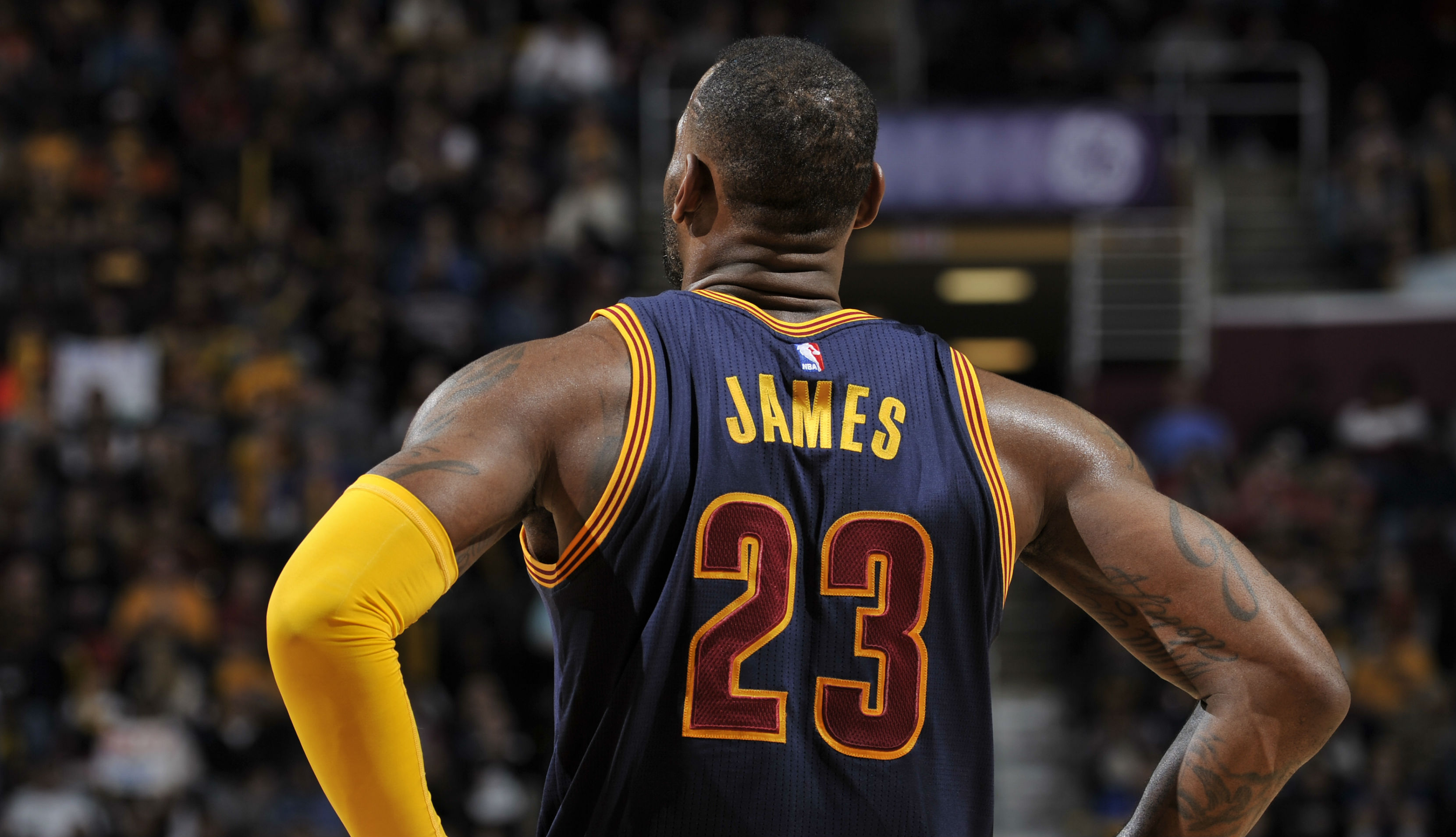 LeBron James passes Oscar Robertson on all-time list | NBA.com ...