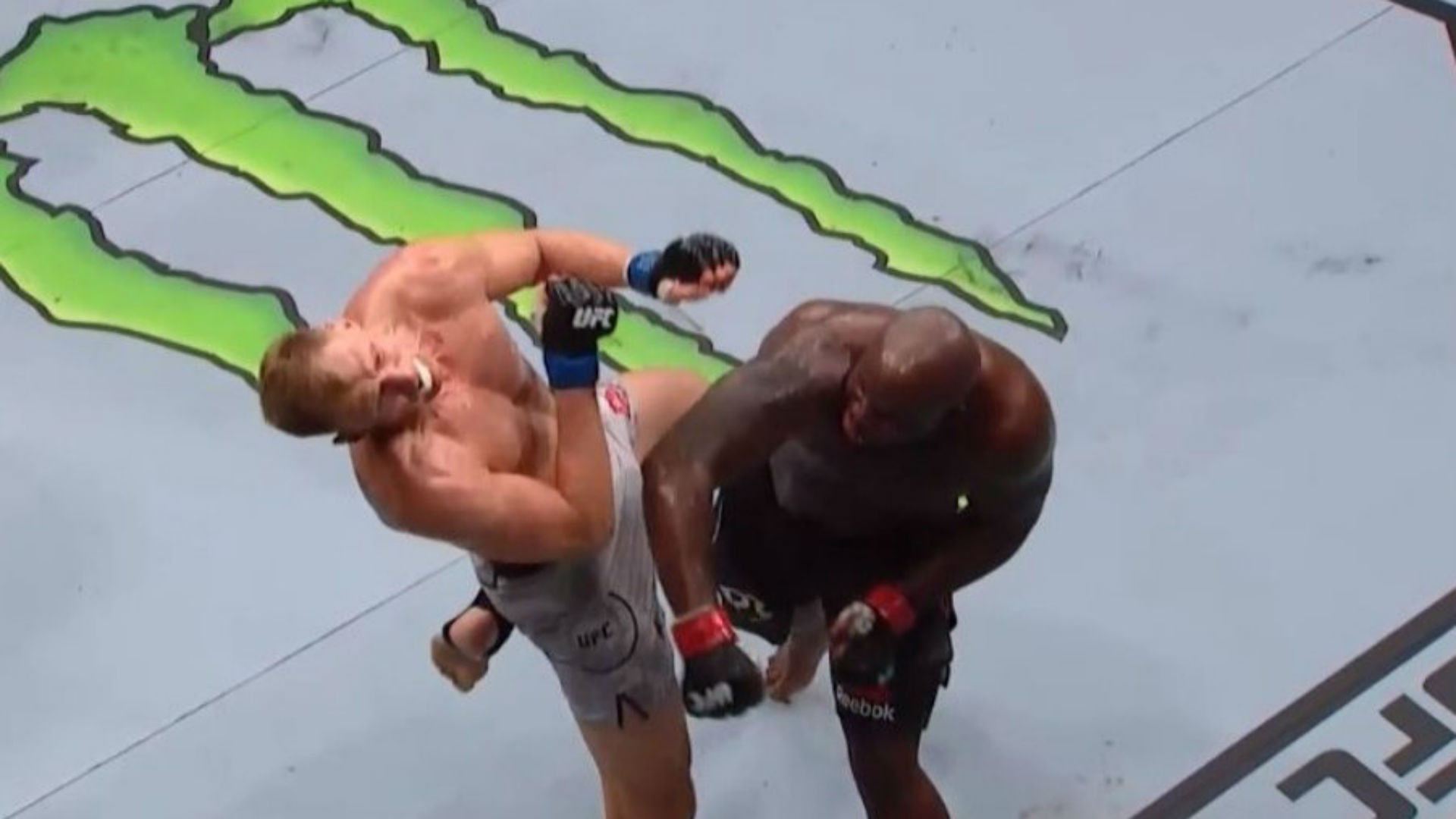 UFC 229: Derrick Lewis earns miracle knockout of Alexander Volkov with ...