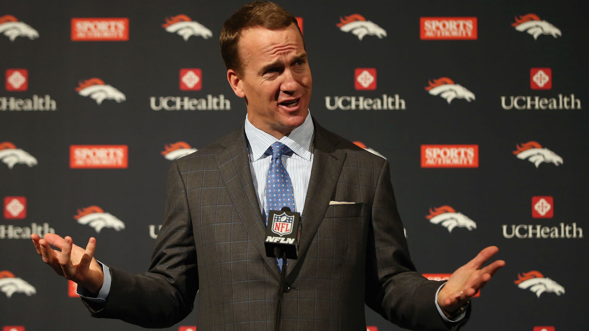 Peyton Manning passes on ESPN's 'Monday Night Football,' SN sources say ...