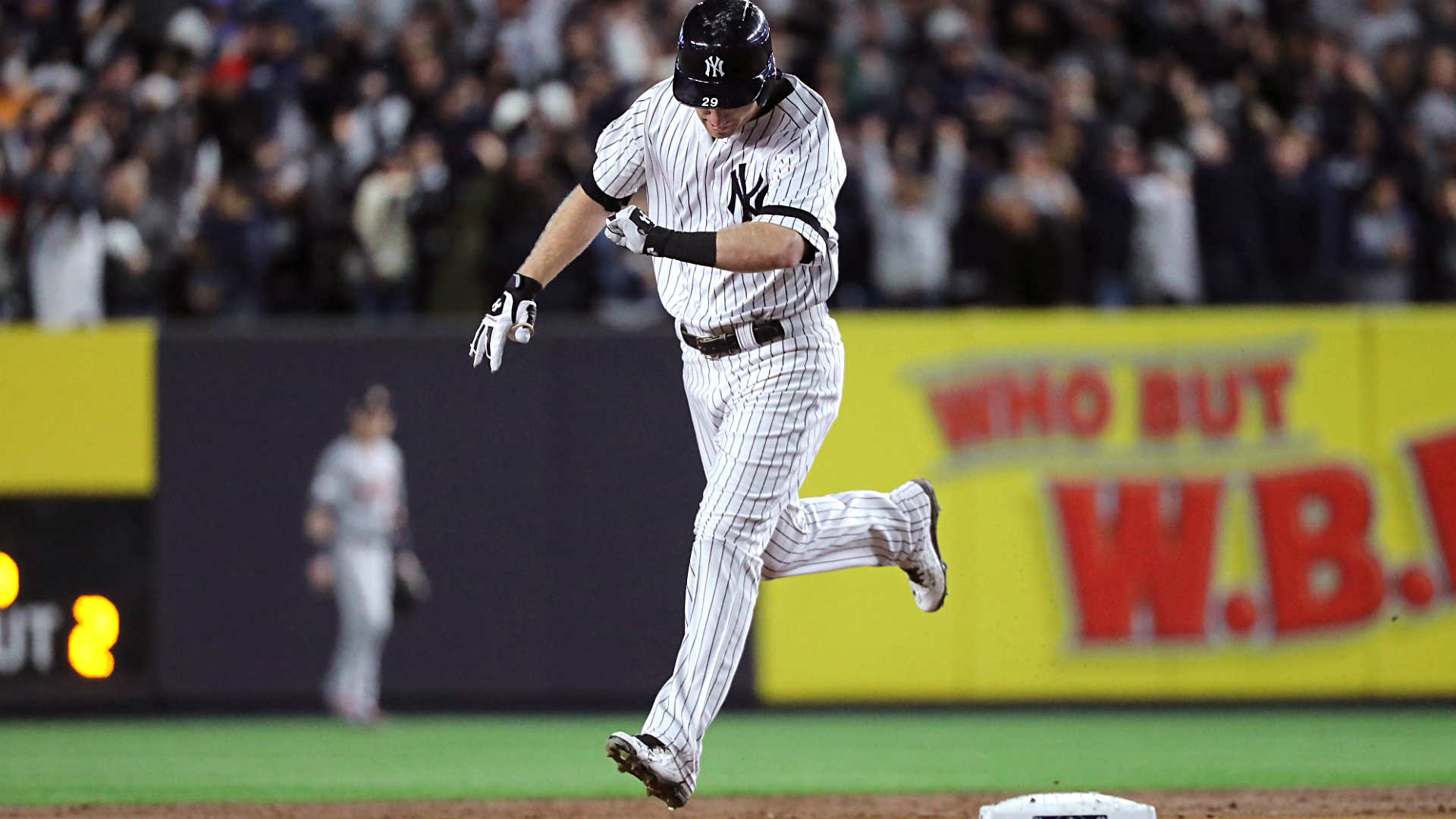 MLB playoffs: Todd Frazier newest Yankees 3B to earn postseason ...