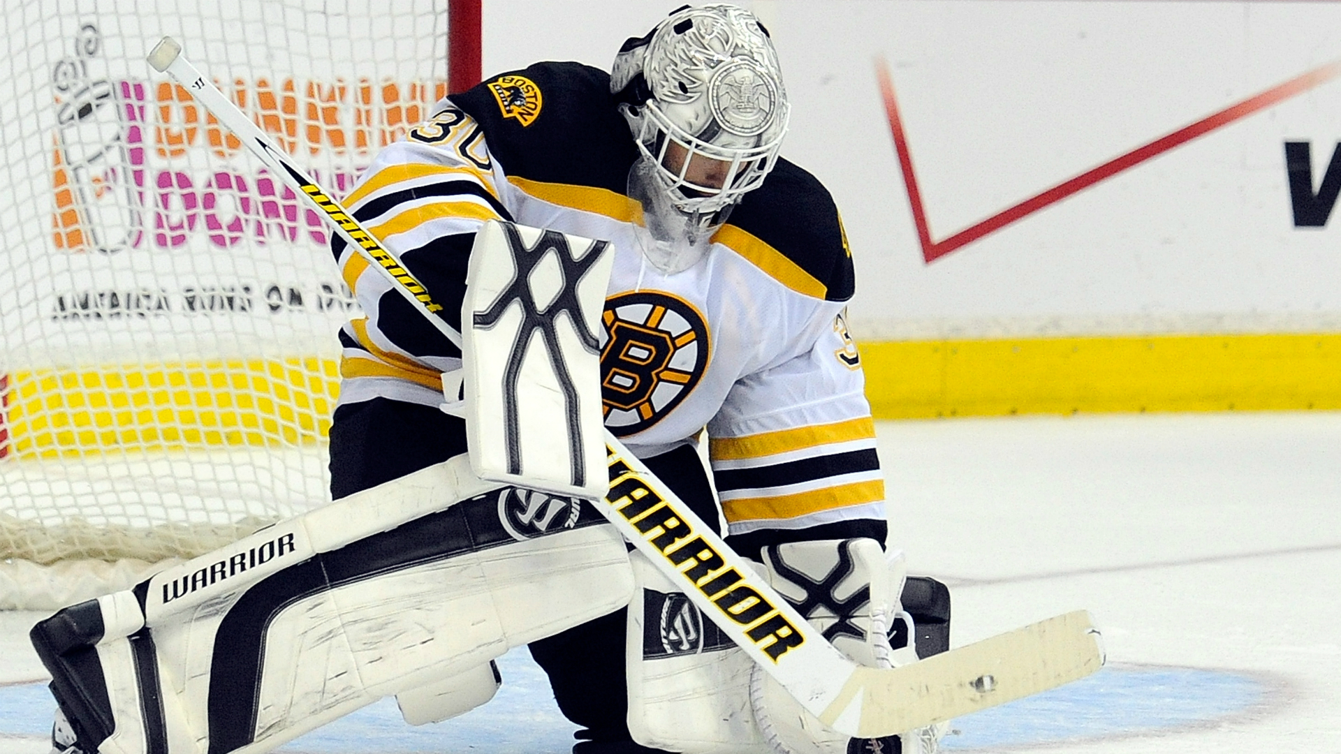 Former NHL goalie Tim Thomas makes first public comments in years ...