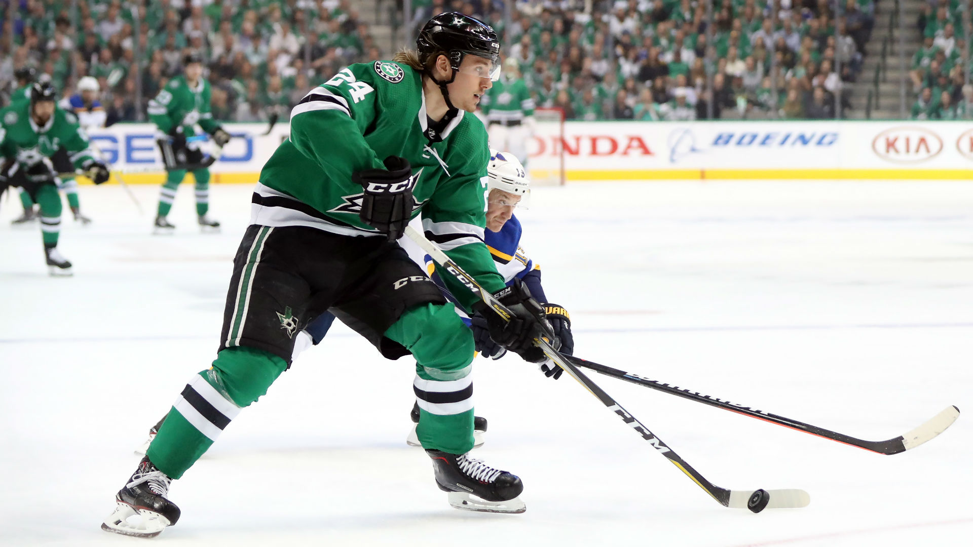 NHL playoffs 2019: Stars rookie Roope Hintz keeps scoring alongside new ...