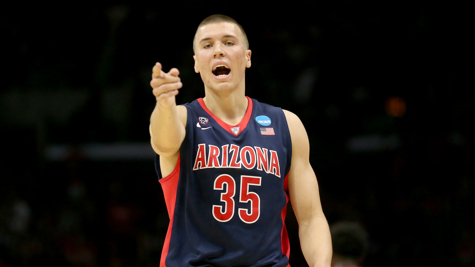 Arizona's Kaleb Tarczewski out four to six weeks with foot injury ...