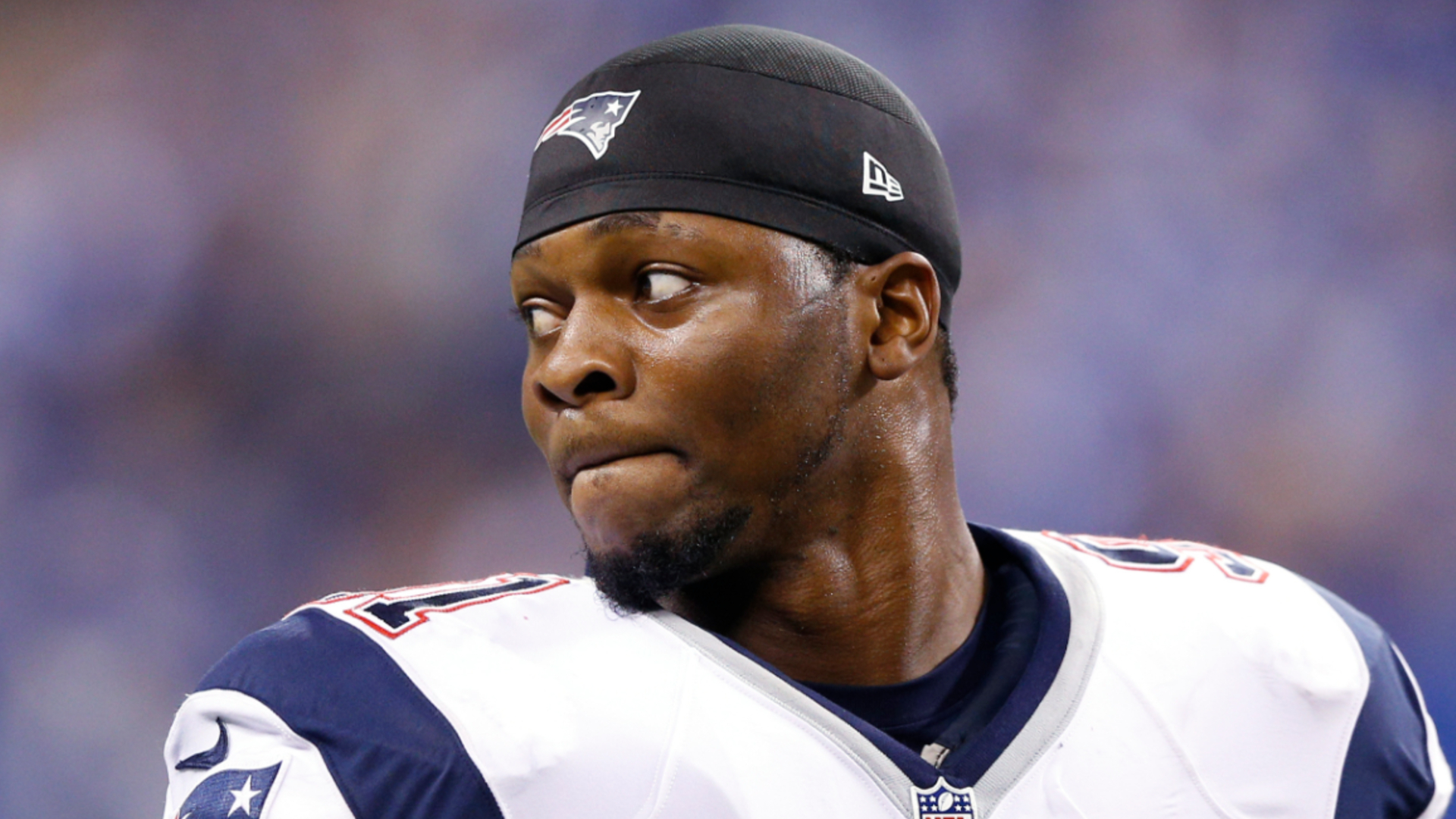 Lions' Jamie Collins ejected after 'head-butting' official with helmet ...