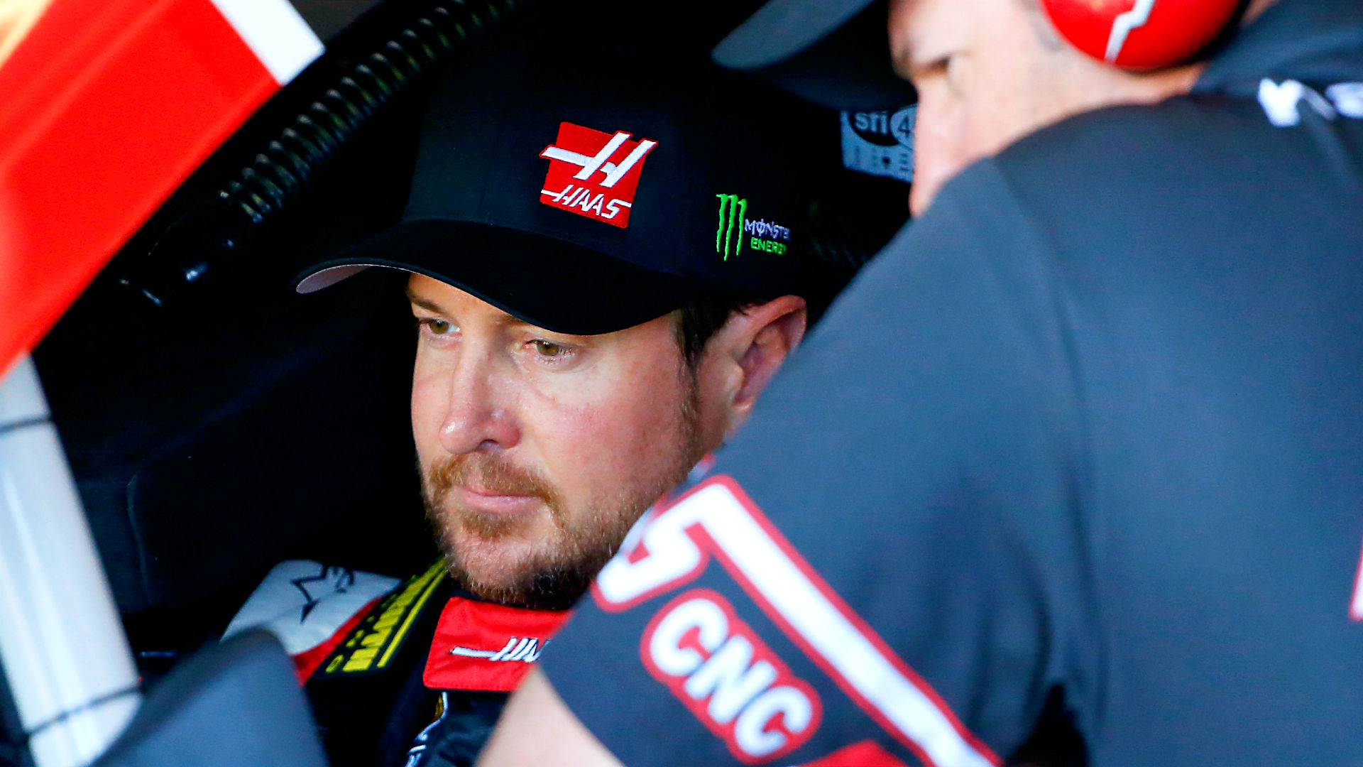 Kurt Busch goes from suspension to garage to Sprint Cup practice at ...
