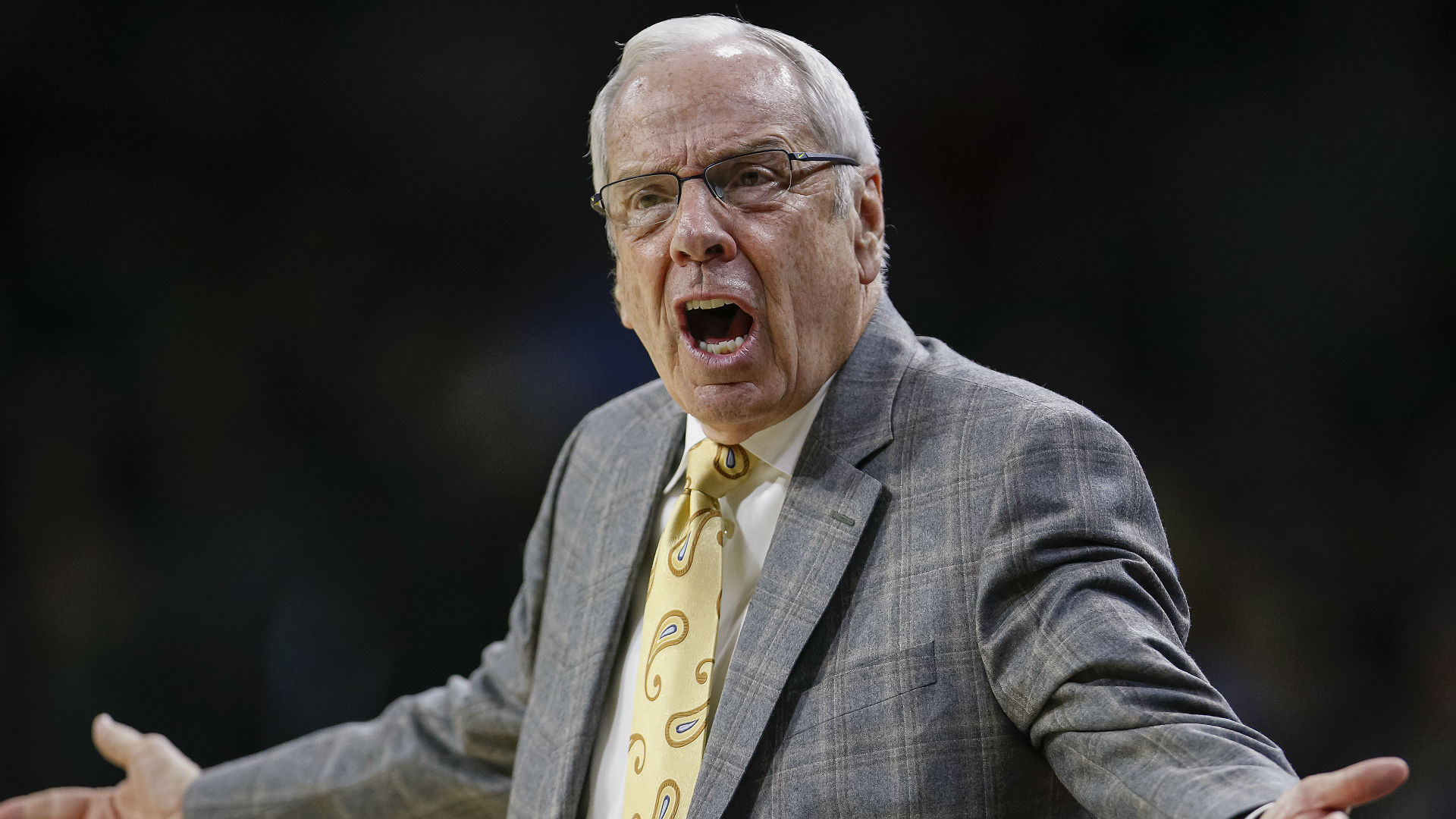 Roy Williams drops F-bomb during intense postgame news conference ...