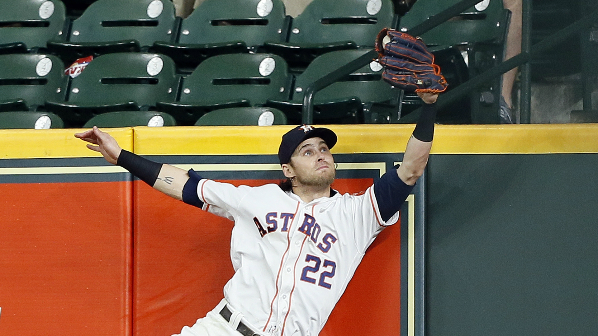 Josh Reddick pulls off second game-saving catch in MLB this week ...