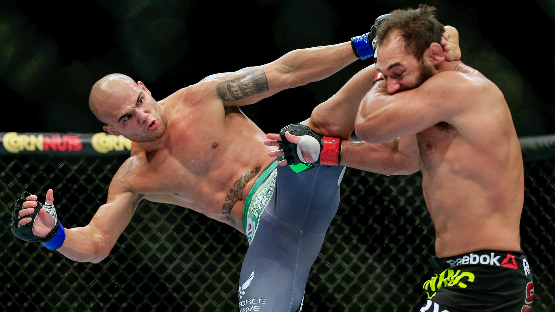 UFC 201: Champ Robbie Lawler feels he's a role model, but not for ...