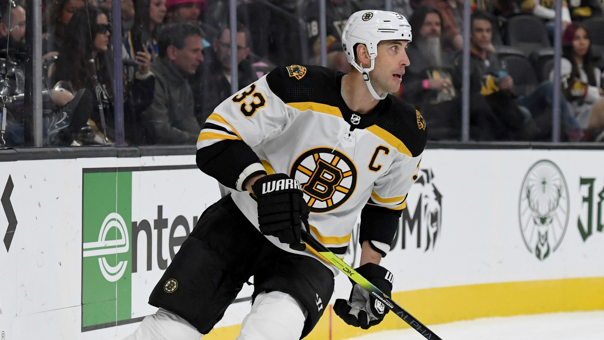 Montreal Canadiens honor Zdeno Chara at Bell Centre for NHL milestone ...