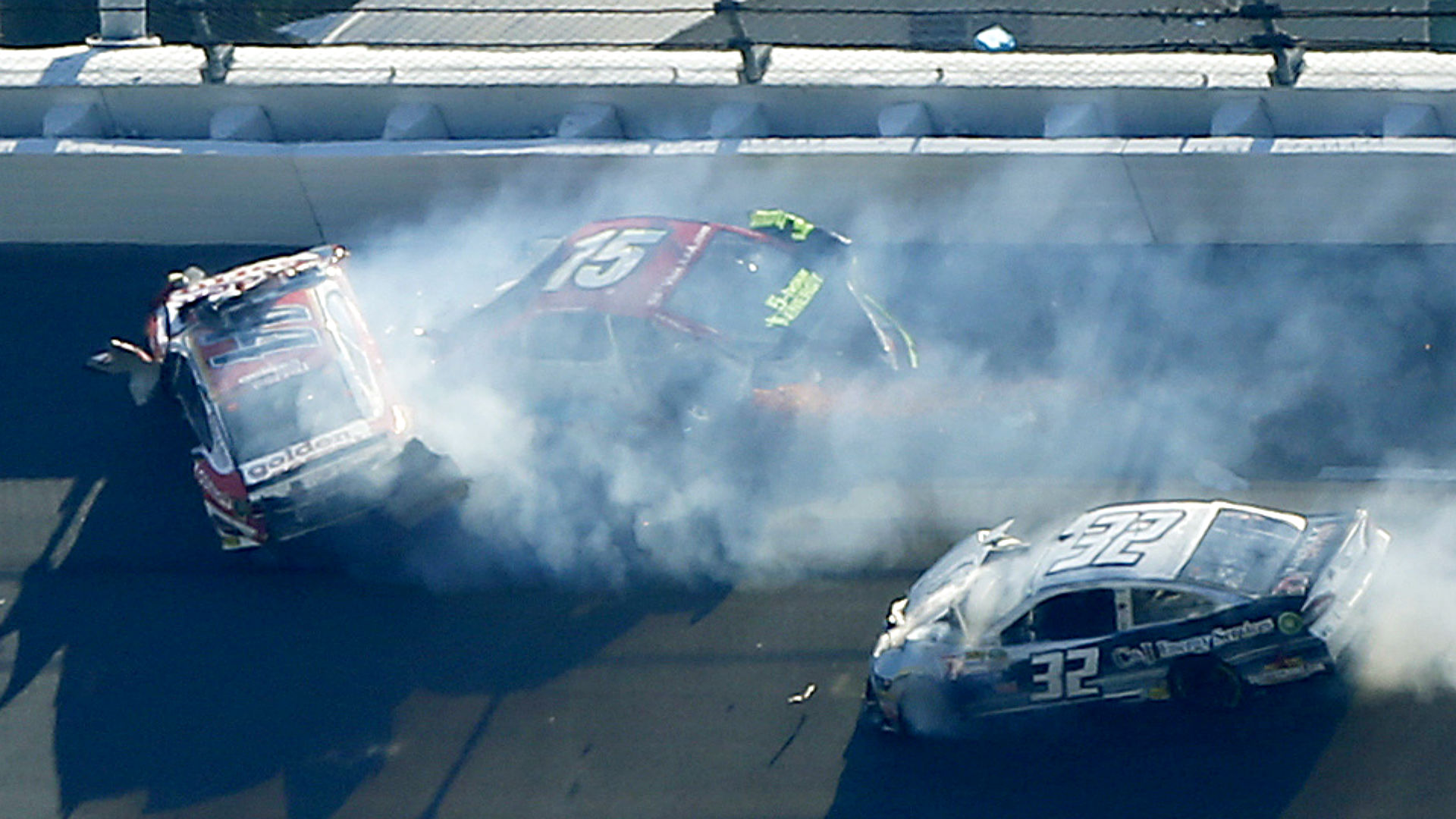 Bowyer rips NASCAR after crash in Daytona 500 qualifying | Sporting ...