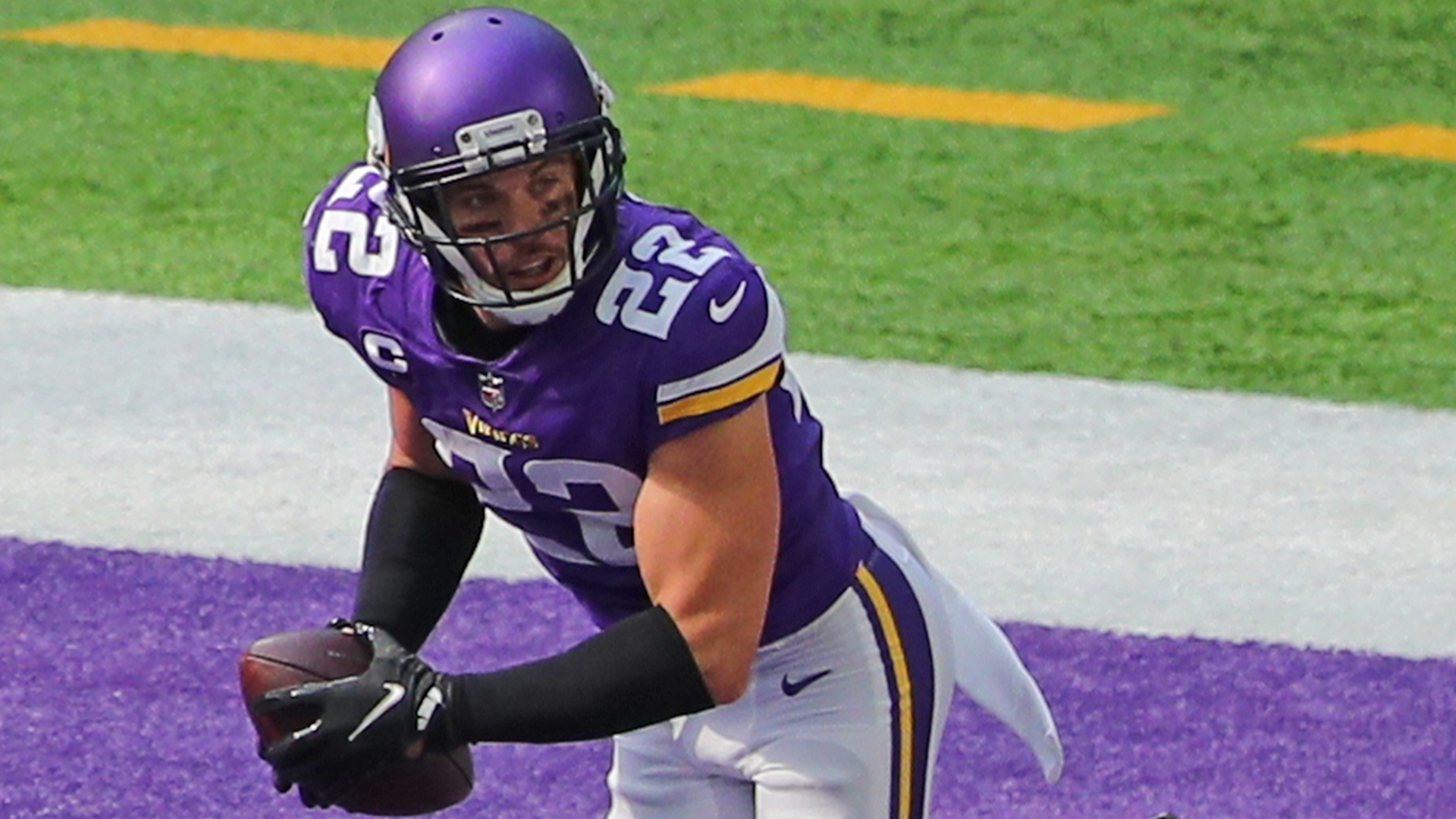 Harrison Smith was ejected after a hard hit, and NFL fans are upset ...