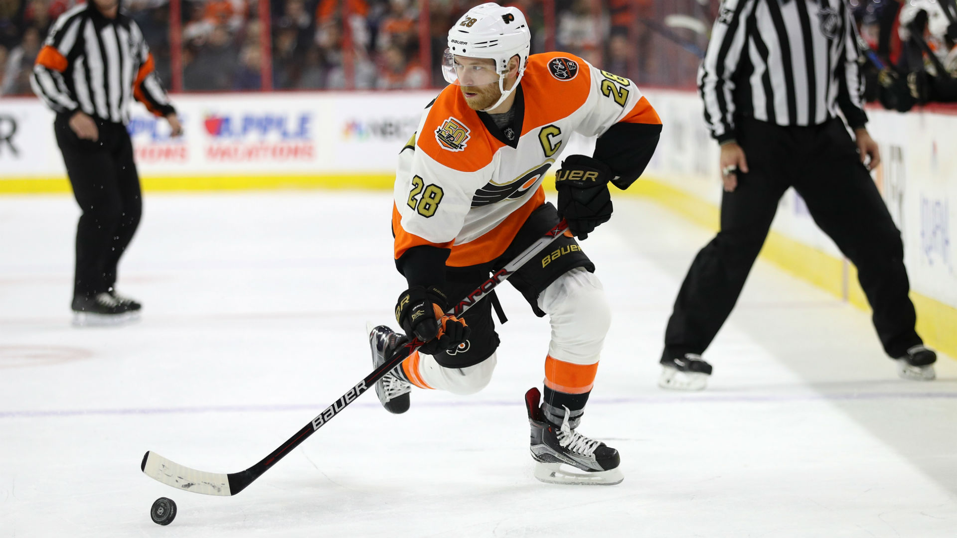 Claude Giroux, Flyers look to put 'bad season' in rearview mirror ...
