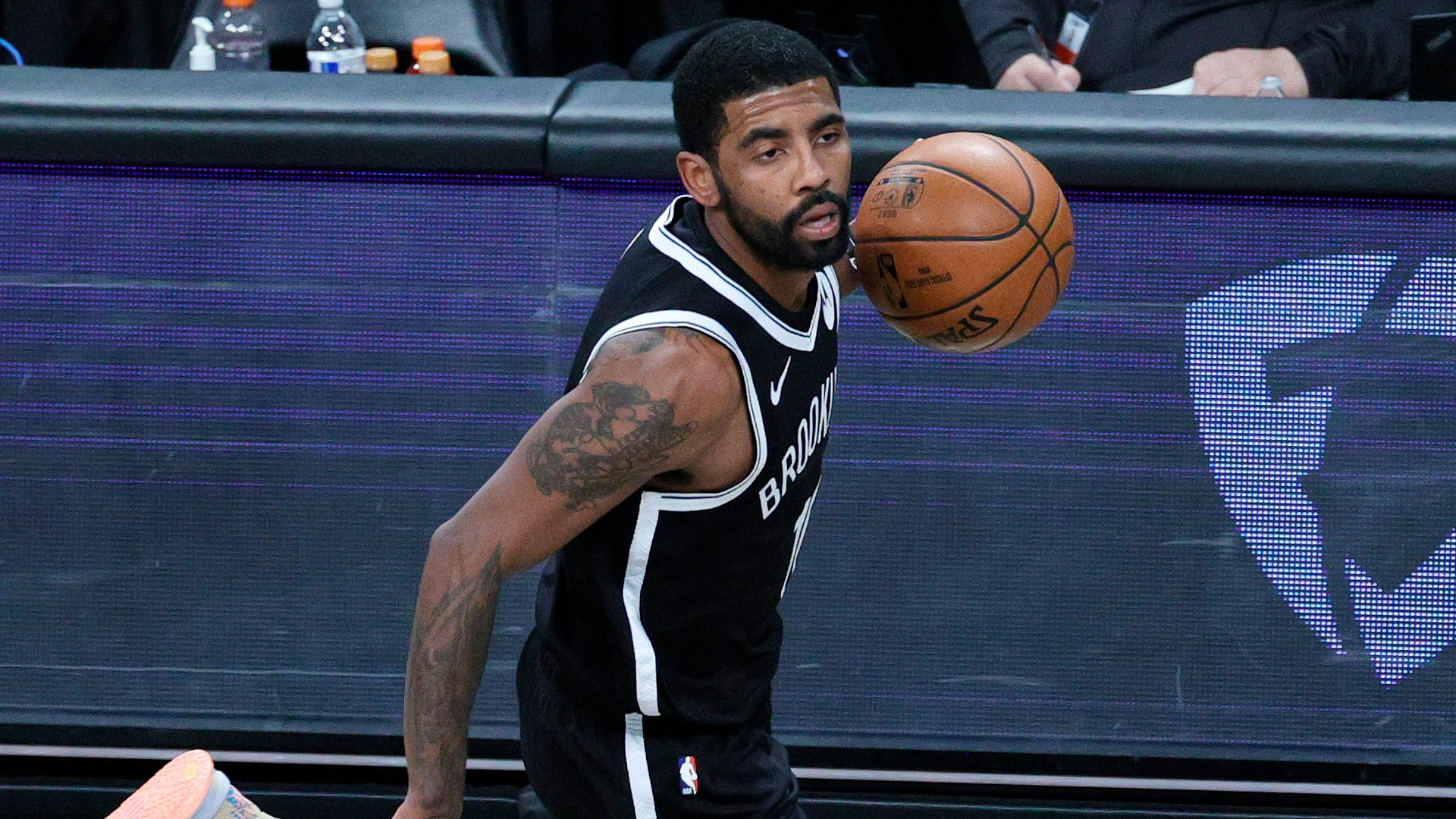 Kyrie Irving spotted at virtual event for NYC district attorney ...