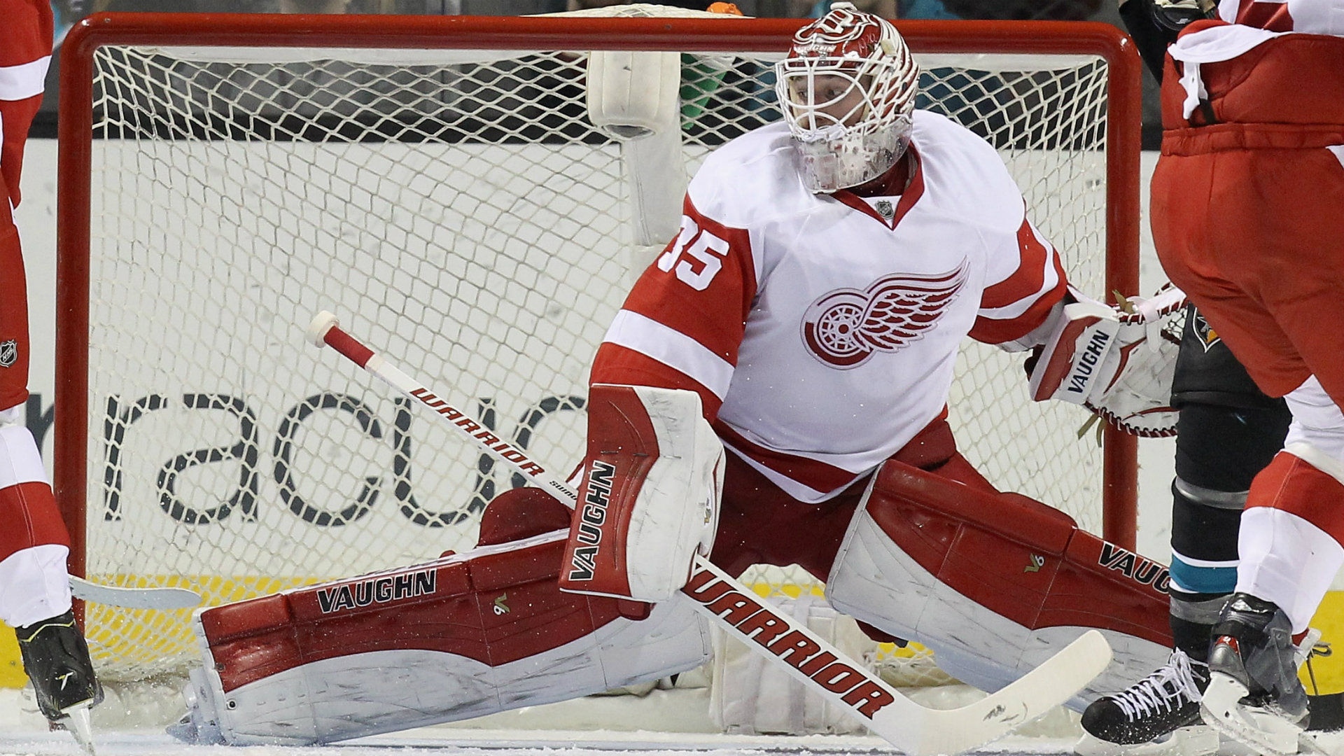 Red Wings' goalie Jimmy Howard disappointed he's not starting ...