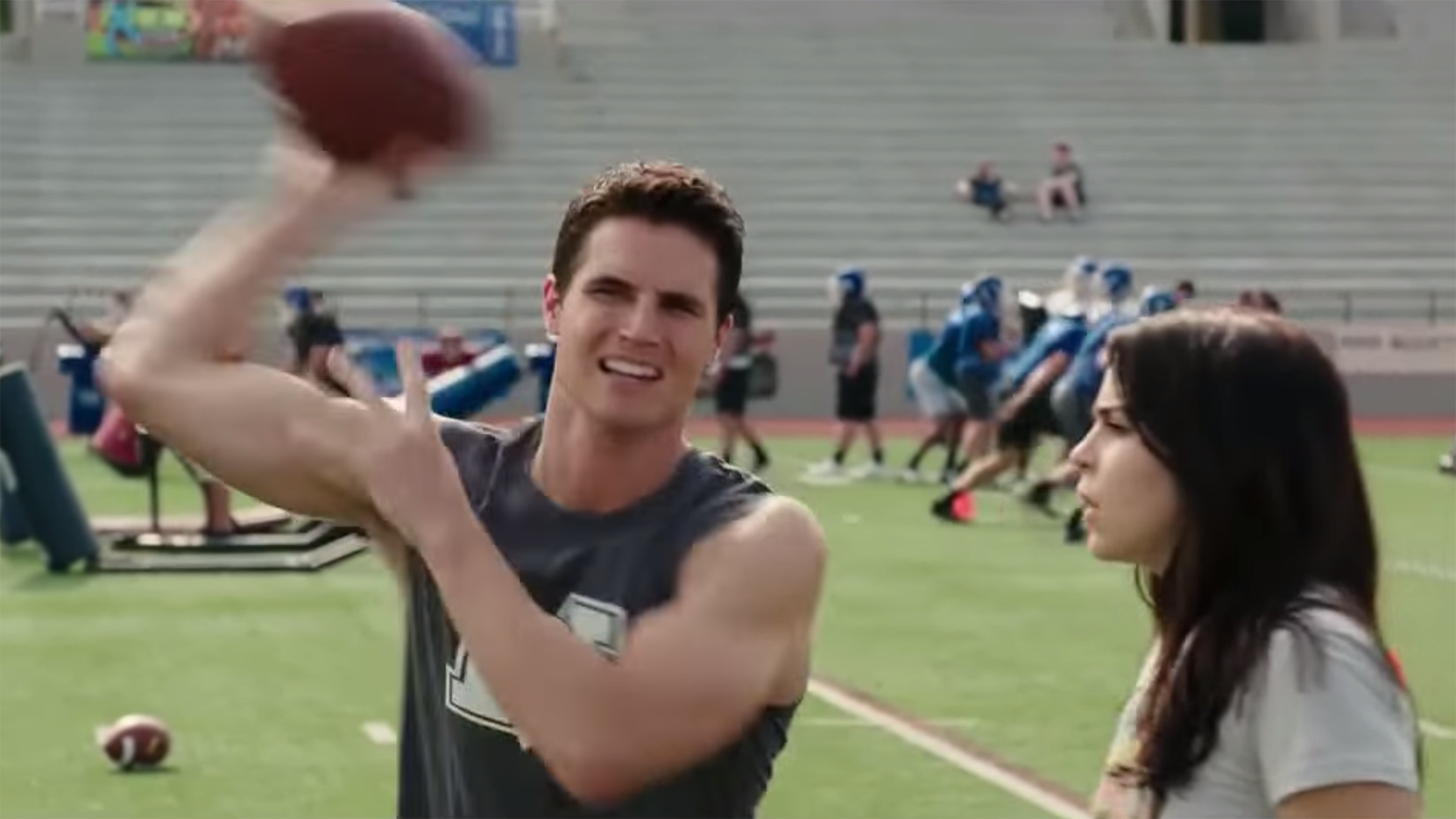 'The Duff' actor responds to viral video making fun of football ...