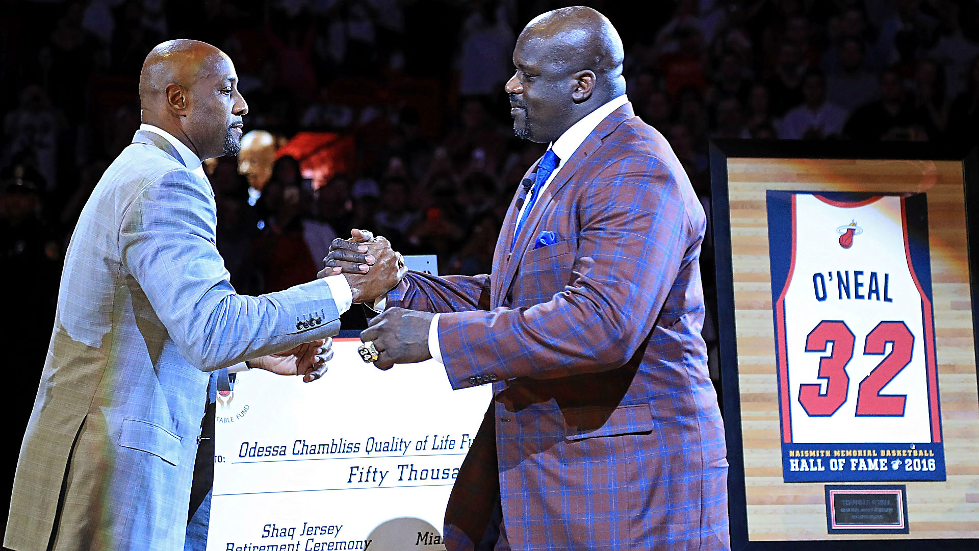 Shaquille O'Neal watches Heat raise No. 32 to the rafters | Sporting News