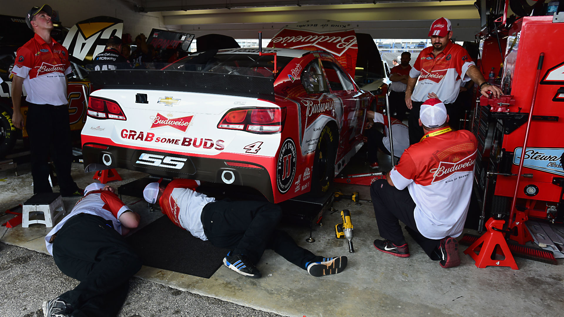 NASCAR engineers play critical role with no preseason testing ...