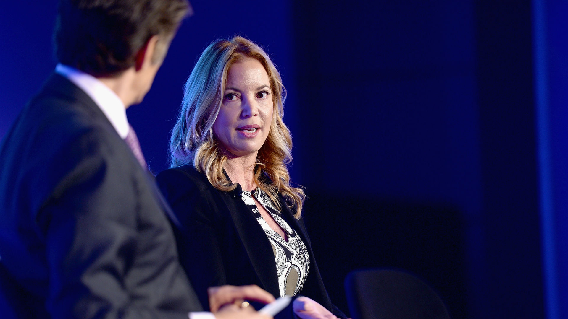 Lakers owner Jeanie Buss shares vile racist letter addressed to her ...