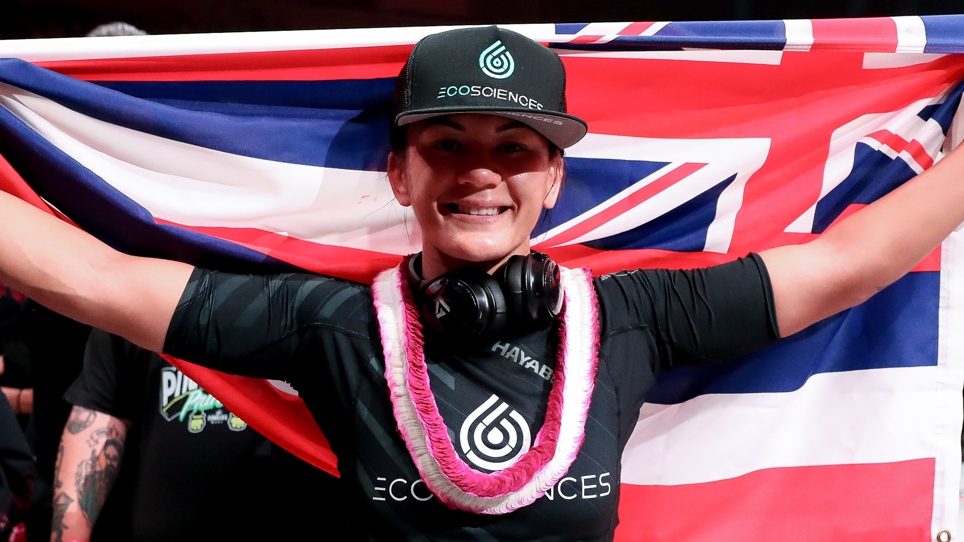 Ilima-Lei Macfarlane says she and 'mentor' Liz Carmouche would '100 ...